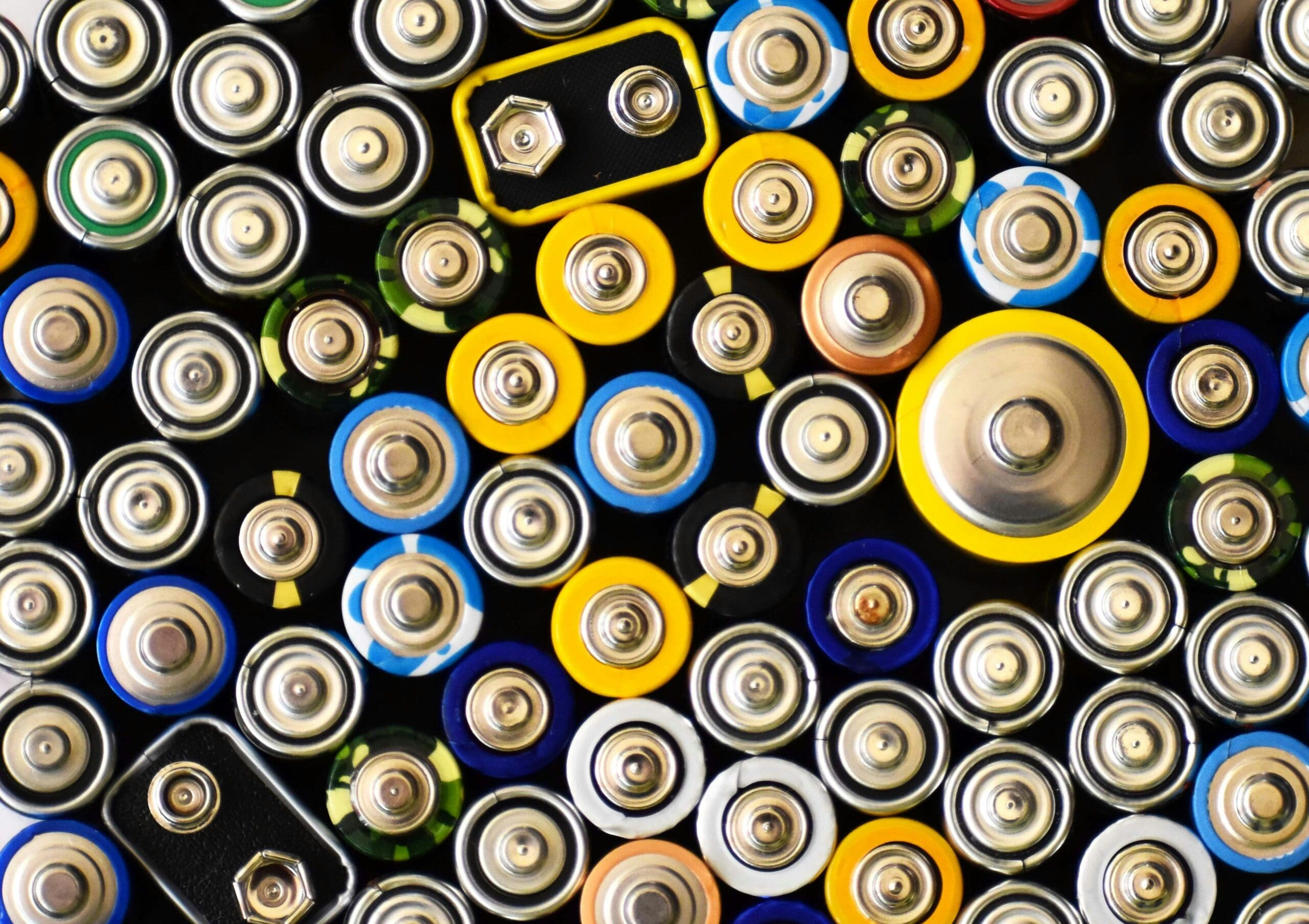 Why Do Batteries Have Different Voltages? Understanding Battery Ratings ...